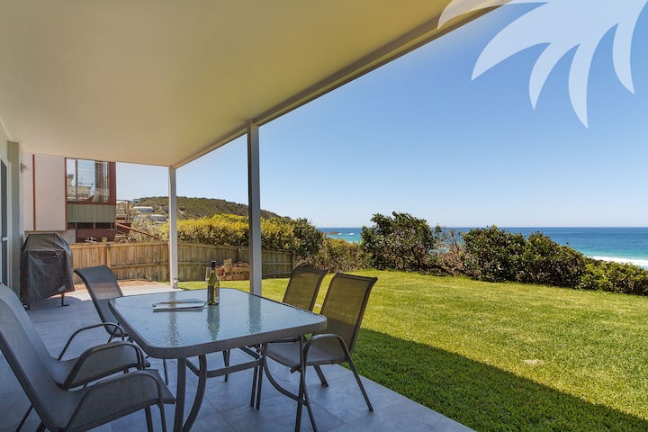 Seascape @ Blueys - 3 Bedroom Haven On The Beach - Boomerang Beach