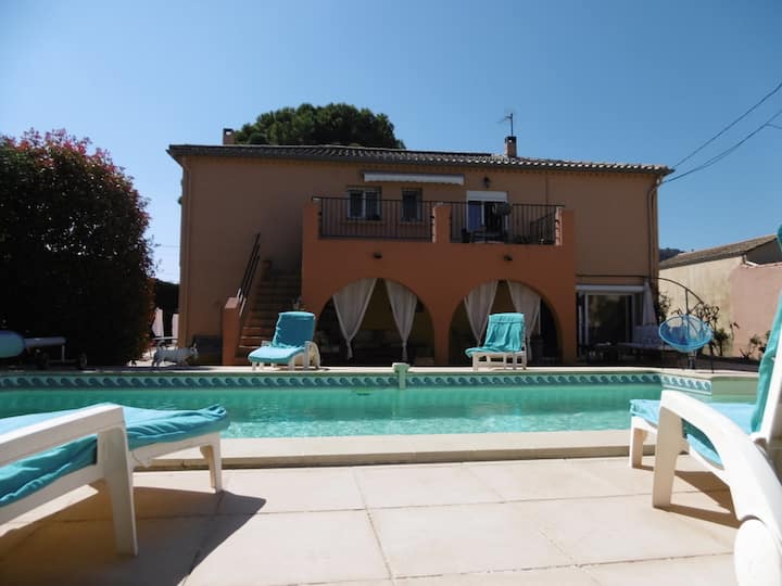 Appartement Au Rdc, Classé 3* Avec Piscine - Les Arcs