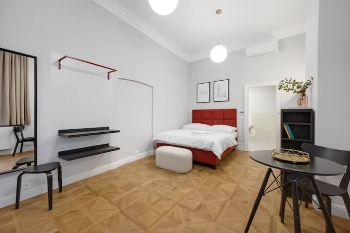 Palace Apartment For 2 People - Bratislava