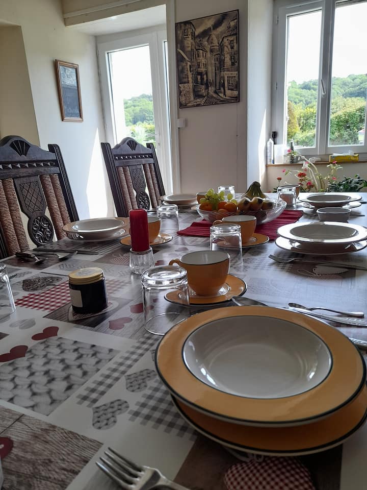 Countryside B&b Including Breakfast Sleeps 12 - Montauban-de-Bretagne