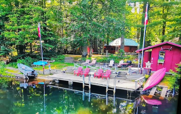 Cozy 3 Bedroom Cottage With Amazing Waterfront - Bracebridge