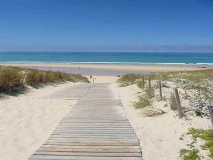 Mobilhome 40m² 6p, Nuit,week-end,vacances,300m Mer - Saint-Michel-Chef-Chef