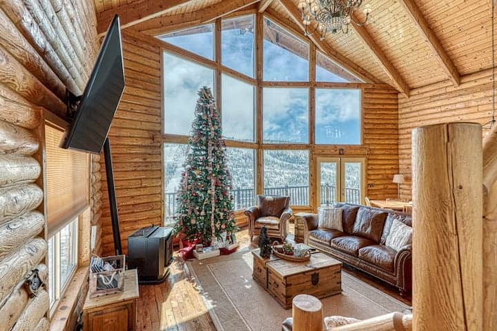 Spectacular Chalet Overlooking The Ski Slopes. - Brian Head, UT