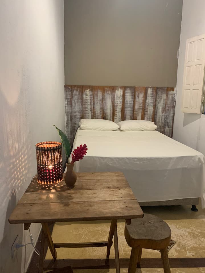 Tropicália Pousada Hostel - Quarto Caetano - Itacaré