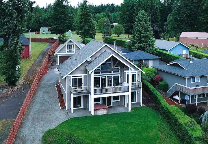 Lakehouse Vacation/retreat- Curated Experiences - Shelton, WA