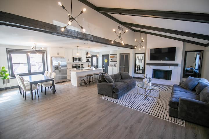 Spectacular Newly Rennovated 3 Bedroom Ranch Home! - カーメル, IN