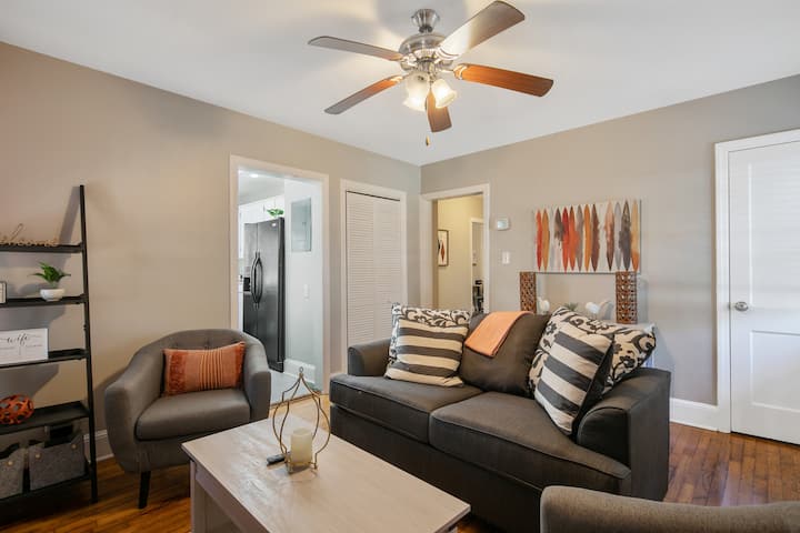 The Cozy Calvin - Fayetteville, NC