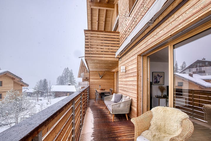 Alpine Serenity With Breathtaking Views - Wengen, Switzerland