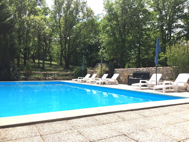 Une Place Au Soleil, Gîte 14 Pers Avec Piscine - Lot