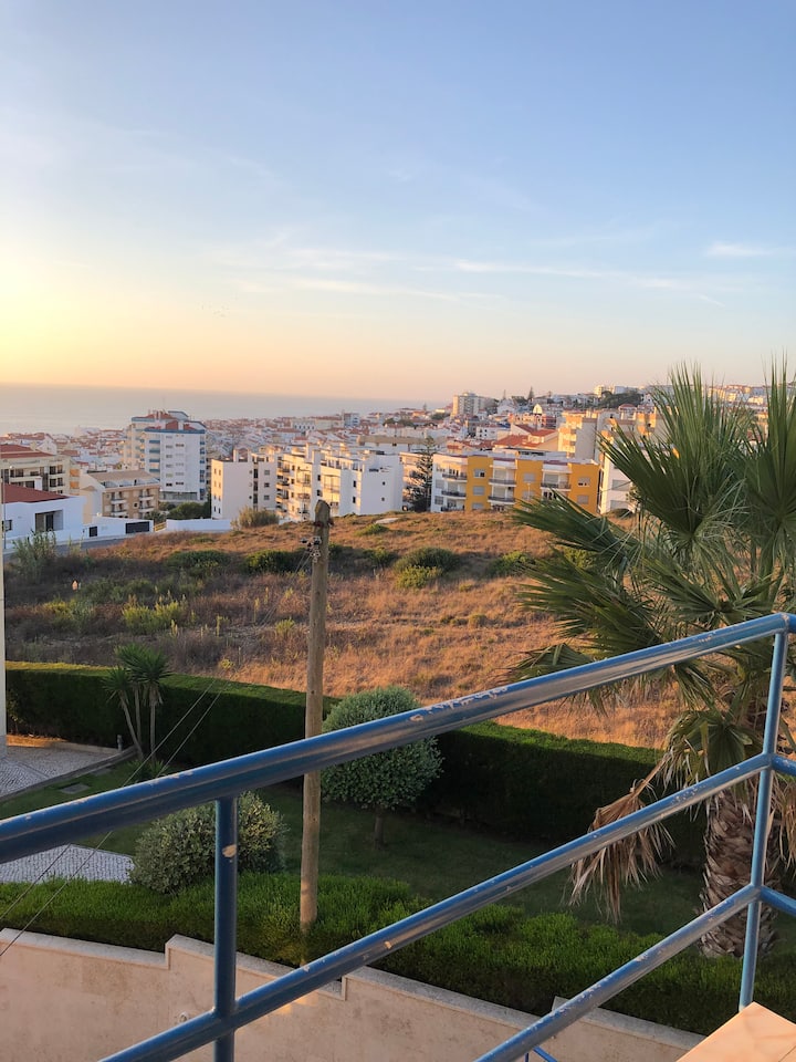 Private Apartment / Surf Lesson / Yoga - Ericeira