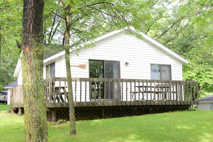 Summer Breeze - 3 Bedroom Cabin Near Lake Shore! - Cold Spring