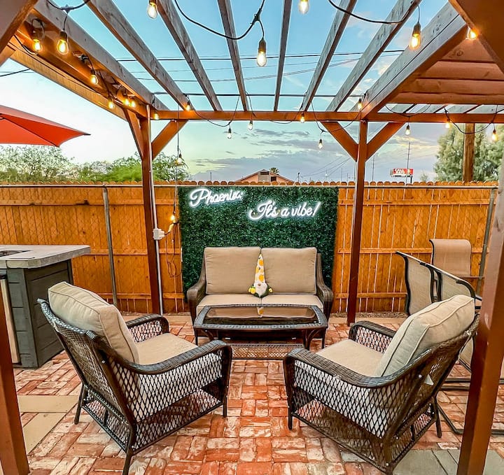 Cozy Home, 5min Drive To Downtown Phx & Airport - Phoenix, AZ