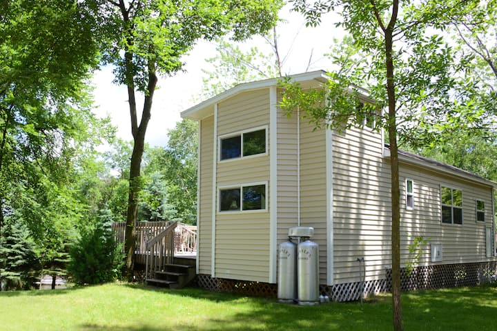 Whispering Pines - 1 Br Park Model With Lake View! - Cold Spring, MN