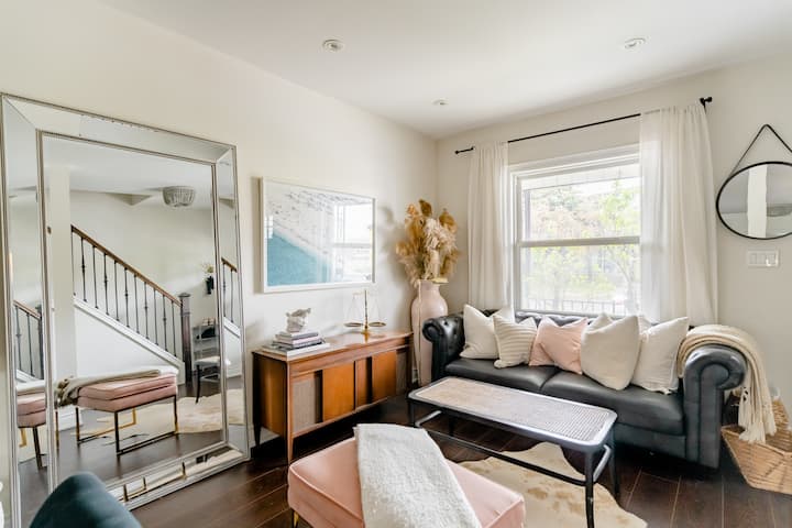Boho Getaway In Toronto’s Upper Junction - Toronto