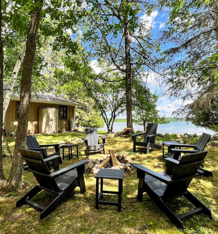 Cozy Cabin Steps From The Lake With Amazing View! - Nevis, MN