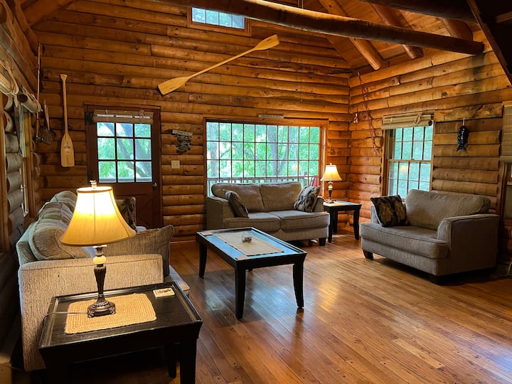 Seclusion On The Shenandoah - Luray, VA