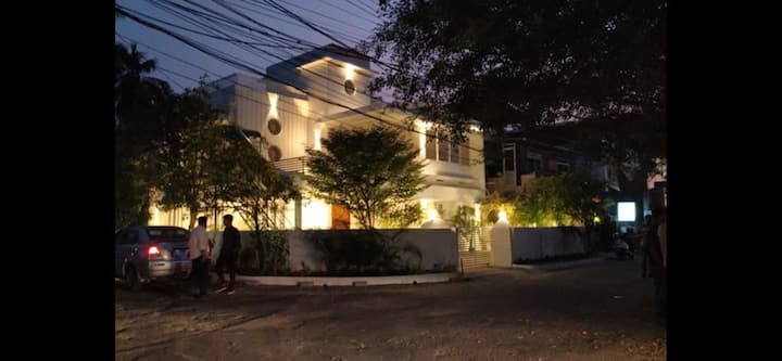 Palm Grove Villa, Kochi, Kerala - Cochín