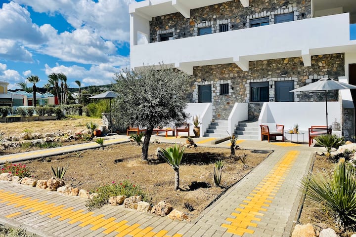 Rizes Anthos - Modern Holiday Studio Near The Sea - Lindos