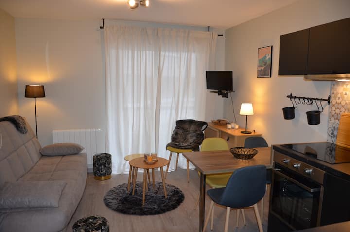 Très Coquet - Studio Alcôve Pour 3 Personnes - Pk - Cauterets
