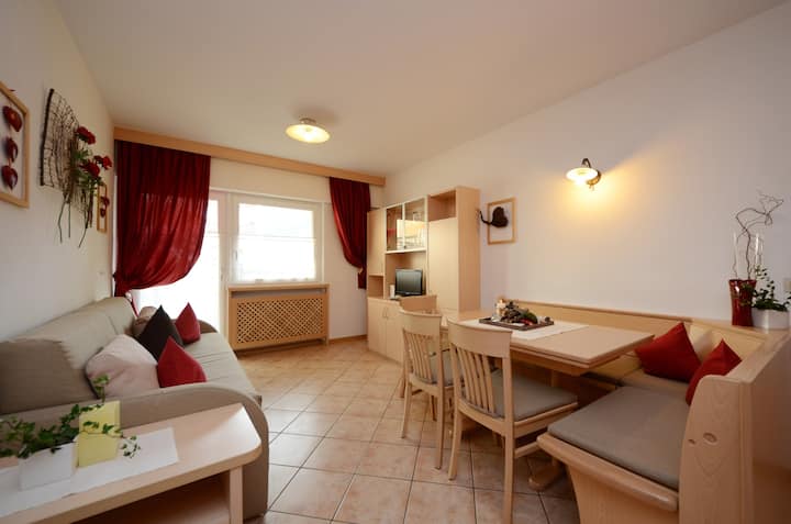 Bright Apartment For 5 Guests: Vigo Di Fassa - Campitello di Fassa