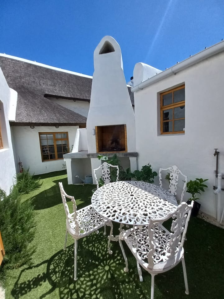 Liten Stjärna In Struisbay, South Africa. Cosy. - Struisbaai