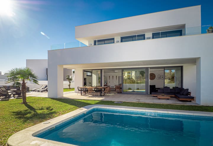 Villa Moderne Proche De La Mer - Manilva