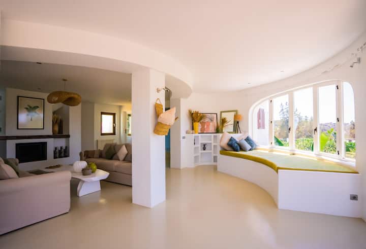 Villa Lucky, Beautiful Spacious 6 Bedroom Villa - Aéroport d'Ibiza (IBZ)