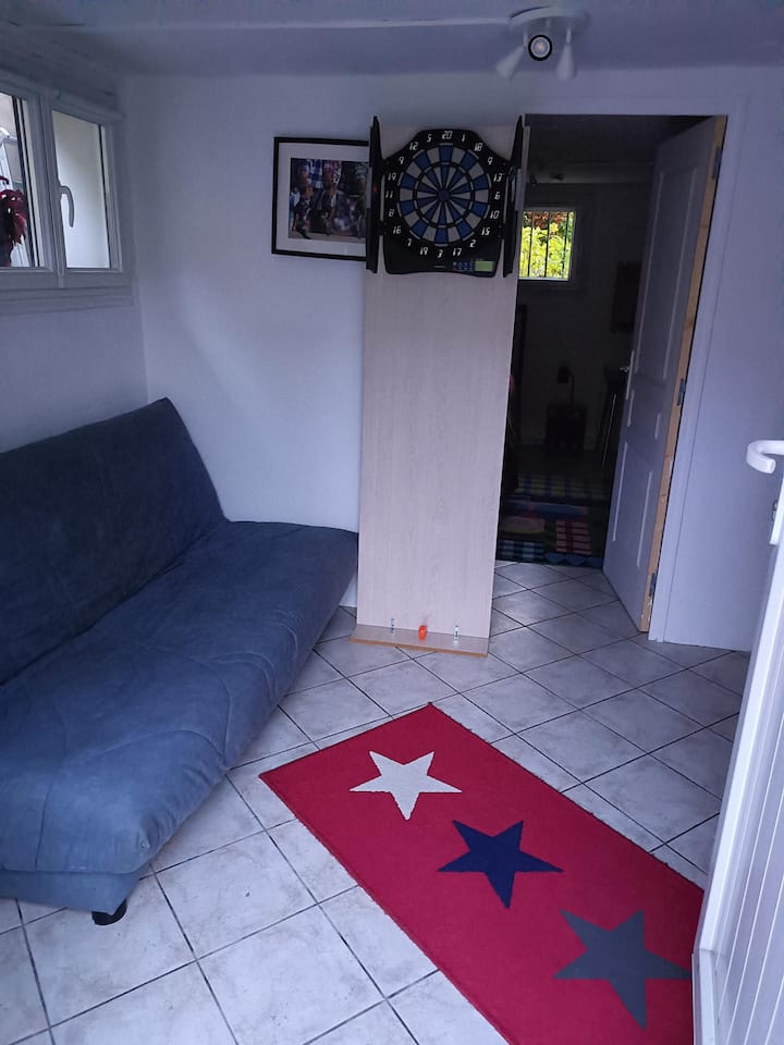 Studio Chelles Centre-ville Proche De Paris. - Chelles