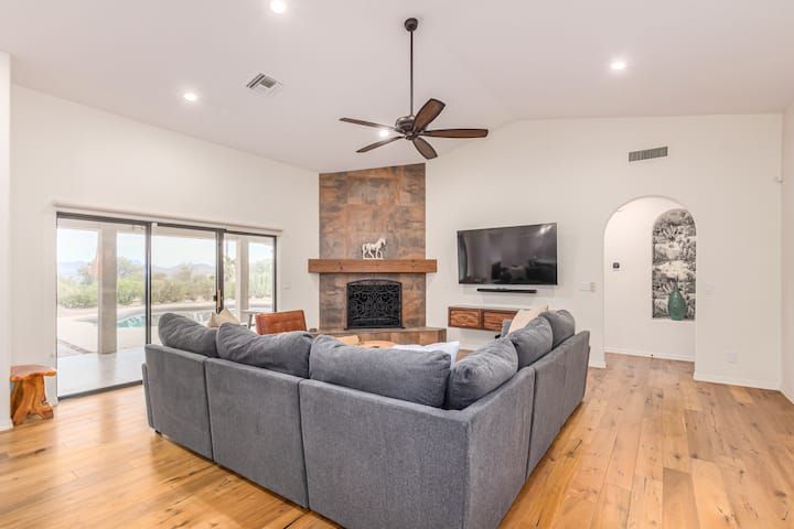 Spacious 3 Bedroom, Pool, Firepit W/red Mtn. Views - Fountain Hills, AZ