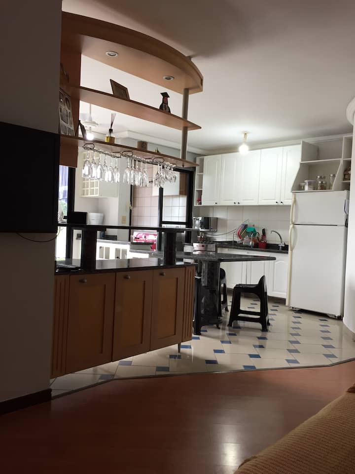 Apartamento Lindo Com Vista Incrível Do Pôr Do Sol - Curitiba