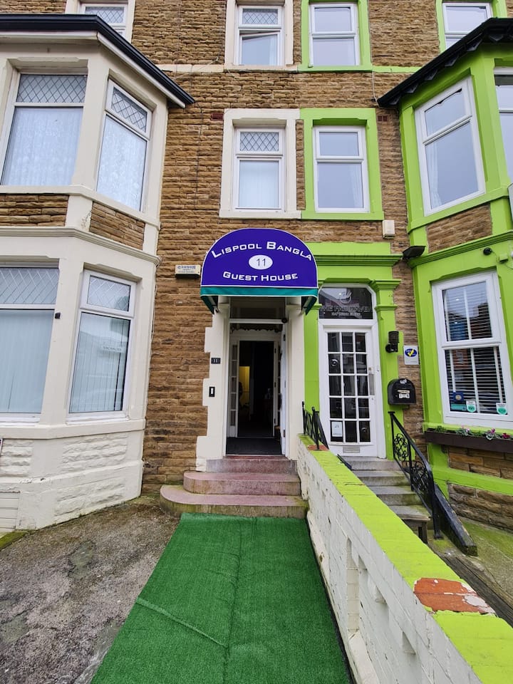 Lb Guest House(single Room) - Blackpool