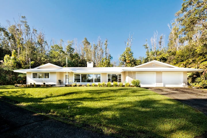 Parklike 4 Bedroom Anthuriumhouse; Peaceful, Gated - Hilo, HI