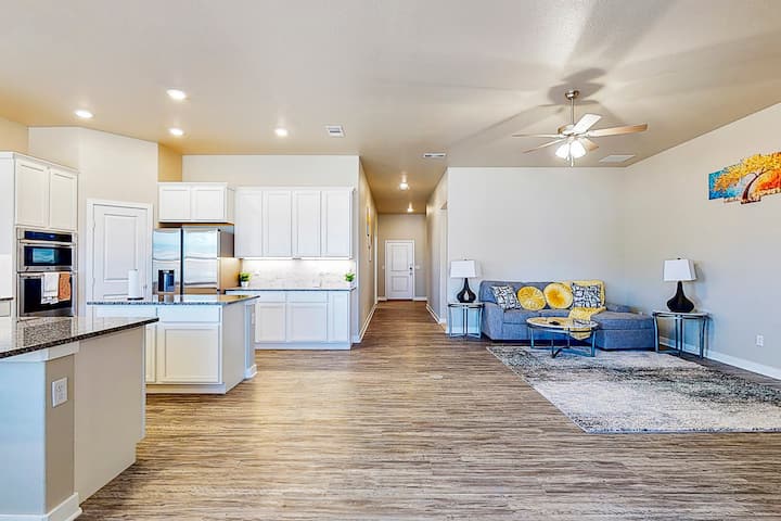 The Crib On Moonlight.

Brand New Home. - Midland, TX
