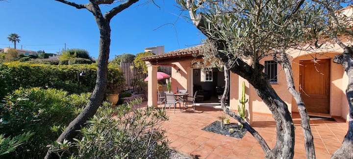 Tranquil Sea-view Villa (10 Min To Beach) - Roquebrune-sur-Argens