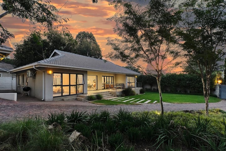 Buckingham Place, Craighall Park - Johannesburg
