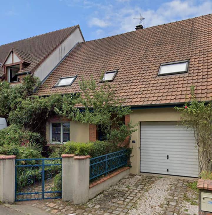 Confortable Maison, 5mn Du Circuit-15mn De La Gare - Le Mans