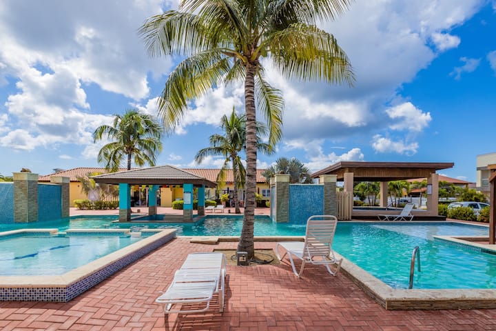 The Pearl Condo (2br,2bt) Walk To The Beach! - Aruba