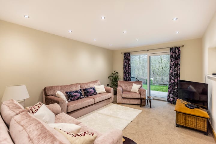 Luxury Holiday Guest House, Outskirts Of Halifax - Hebden Bridge