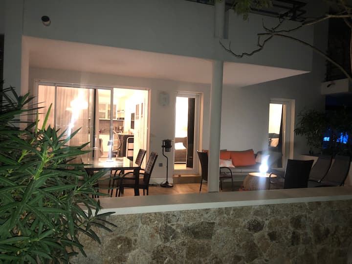 Superbe Appartement En Résidence Avec Piscine - Calvi