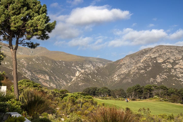 Luxury Home On Hermanus Golf Course, Gated Estate - Hermanus