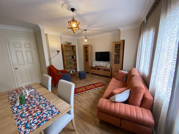 Cozy, Modern With A Balcony Duplex Flat - Dikili