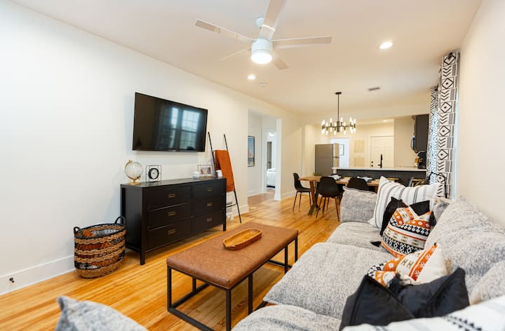 Cozy Home Near Uh,medcenter, Dwntwn,grb |W/d|gated - Houston, TX