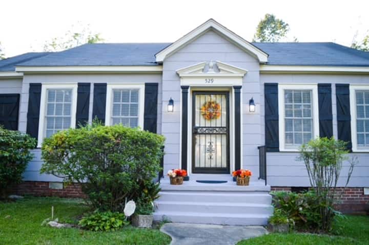 Blue Bengal Bungalow…fall  Deals Loaded - Jackson, MS
