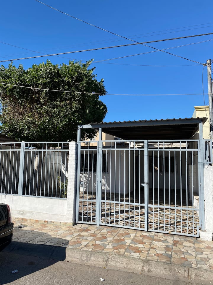 Casa St Monica Excelente Ubicacion. ! - Mexicali