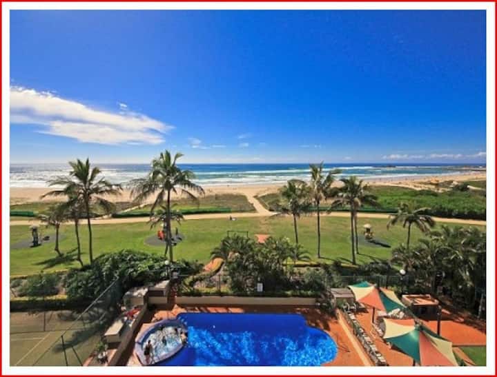Absolute Beachfront At Palm Beach - 黃金海岸