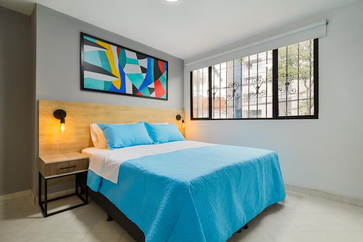 Apt 1br, In Belen, Near Metro Station And Laureles - Medellín
