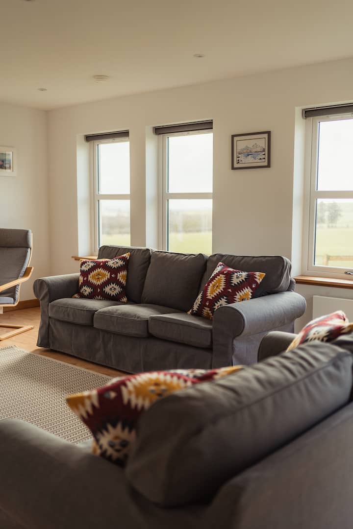 Elderview; Spacious Modern Cottage With Garden - Aberdeenshire