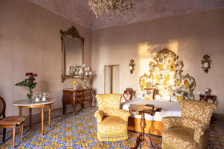 Séjour De Luxe Avec Jacuzzi à La Villa Carafa - Torre del Greco