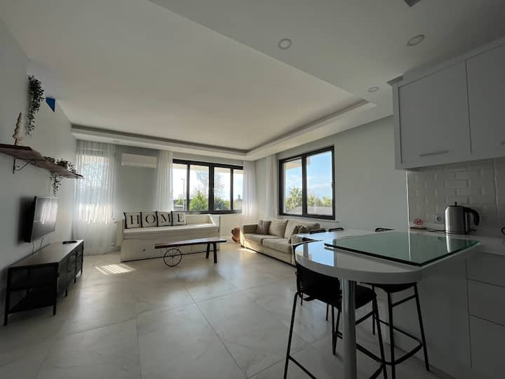 Sea Paradise Antalya-2 Bedroom Unit-100mt To Water - Antalya