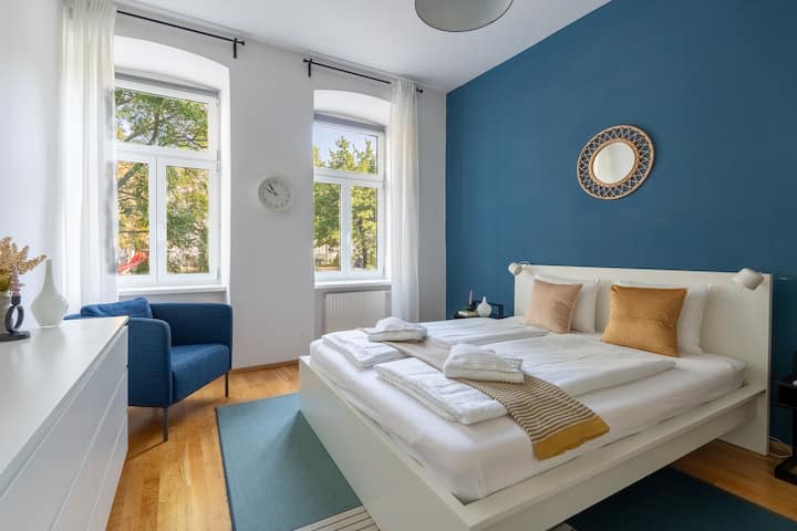 Enjoy The Convenience Of A 1br Home With Balcony - Vienna